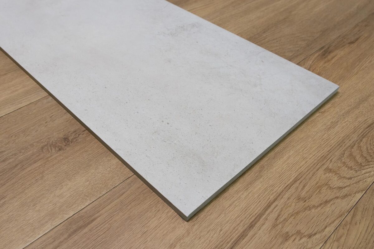 Maxi White, 2 x Size Options - Gia's Bathrooms and Tiles